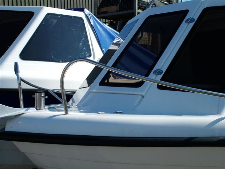 Stainless Steel Pulpit Rails – Warrior Boats
